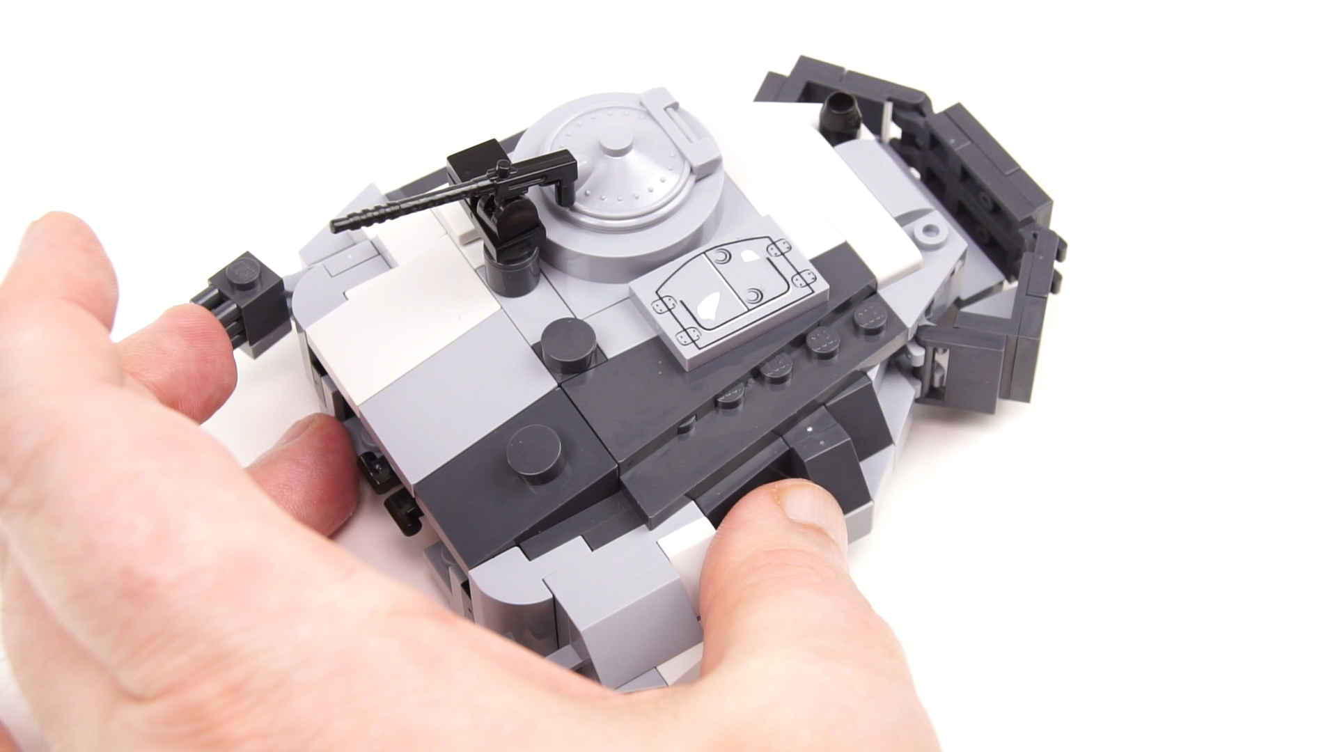 COBI 3034 WoT Sabaton Primo Victoria - Speed Build Review - BrickMeet EN